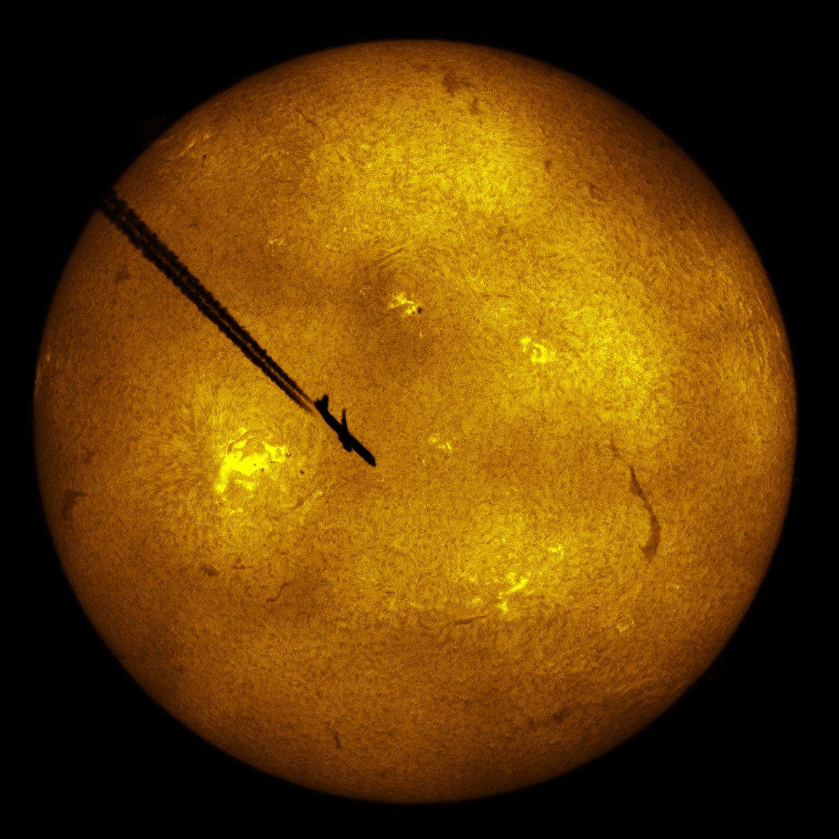 Today's SUN (20230411)| Solar Jet Transit - SolarChat!
